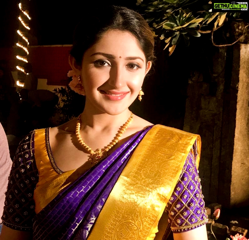 Sayyeshaa, saree, traditional dress, hd, Junga | Gethu Cinema