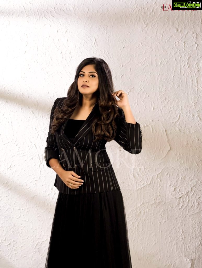 Actress Manjima Mohan 2018 Latest Photoshoot Gallery - Gethu Cinema