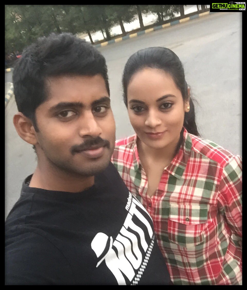 Suja Varunee, Sujatha Naidu, selfie | Gethu Cinema