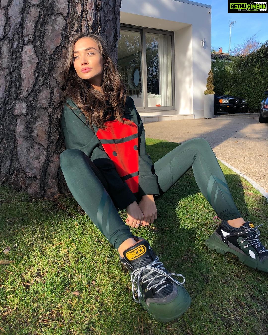 Actress Amy Jackson Sizzling Gallery | Gethu Cinema