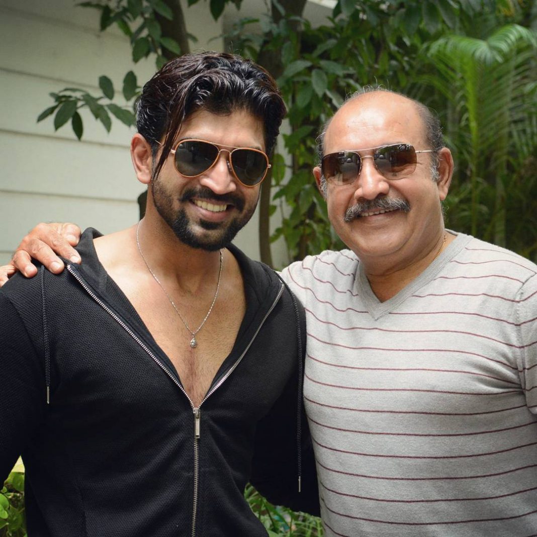 Actor Arun Vijay with Family & Cousins Sisters Gallery - Gethu Cinema