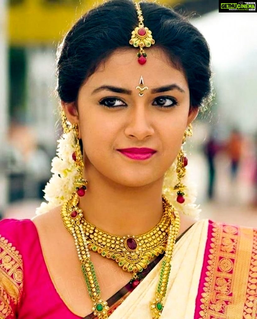 Actress Keerthy Suresh Best HD Photo Collections - Gethu Cinema