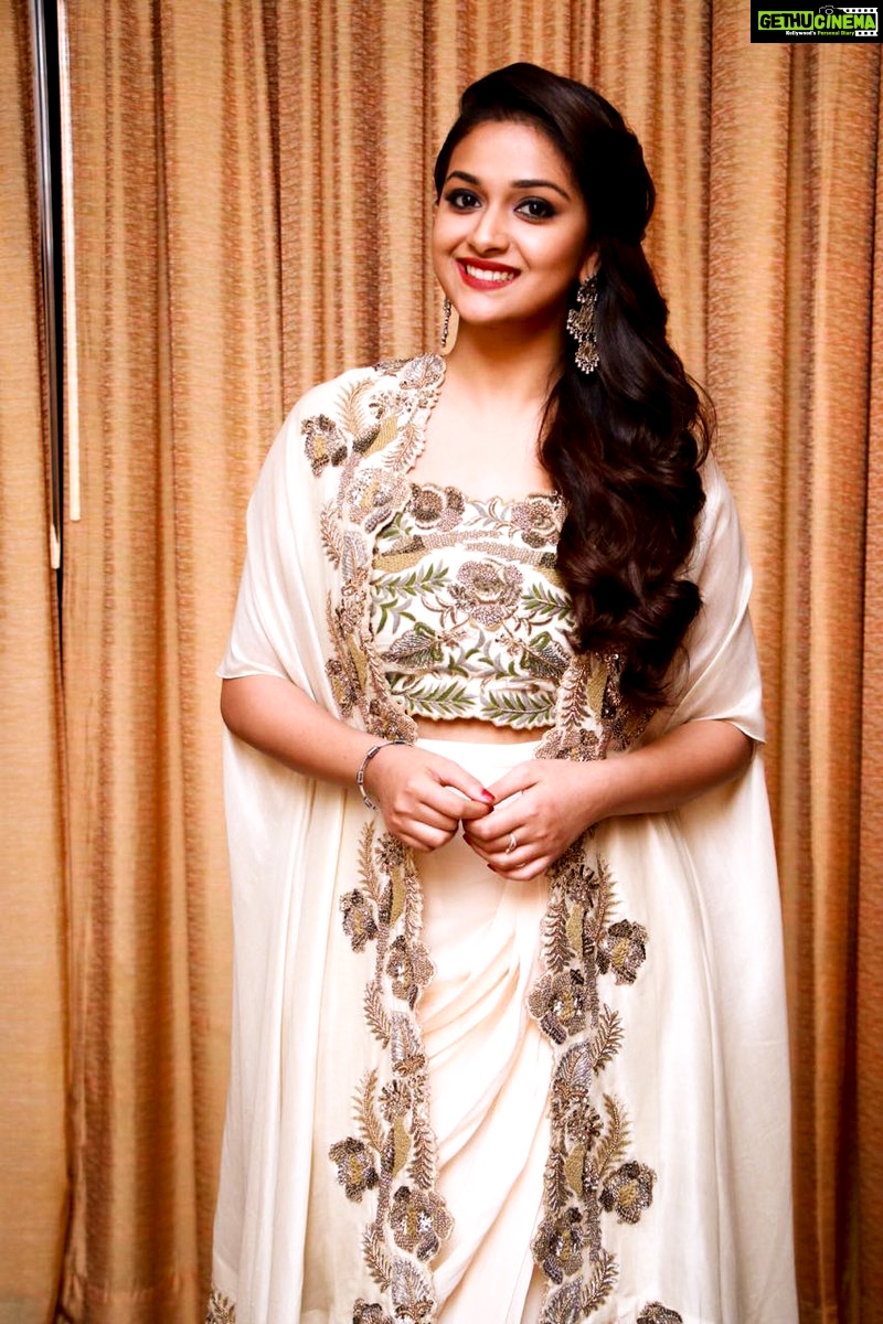 Keerthy Suresh, hd, wallpaper, cute, tamil actress | Gethu Cinema