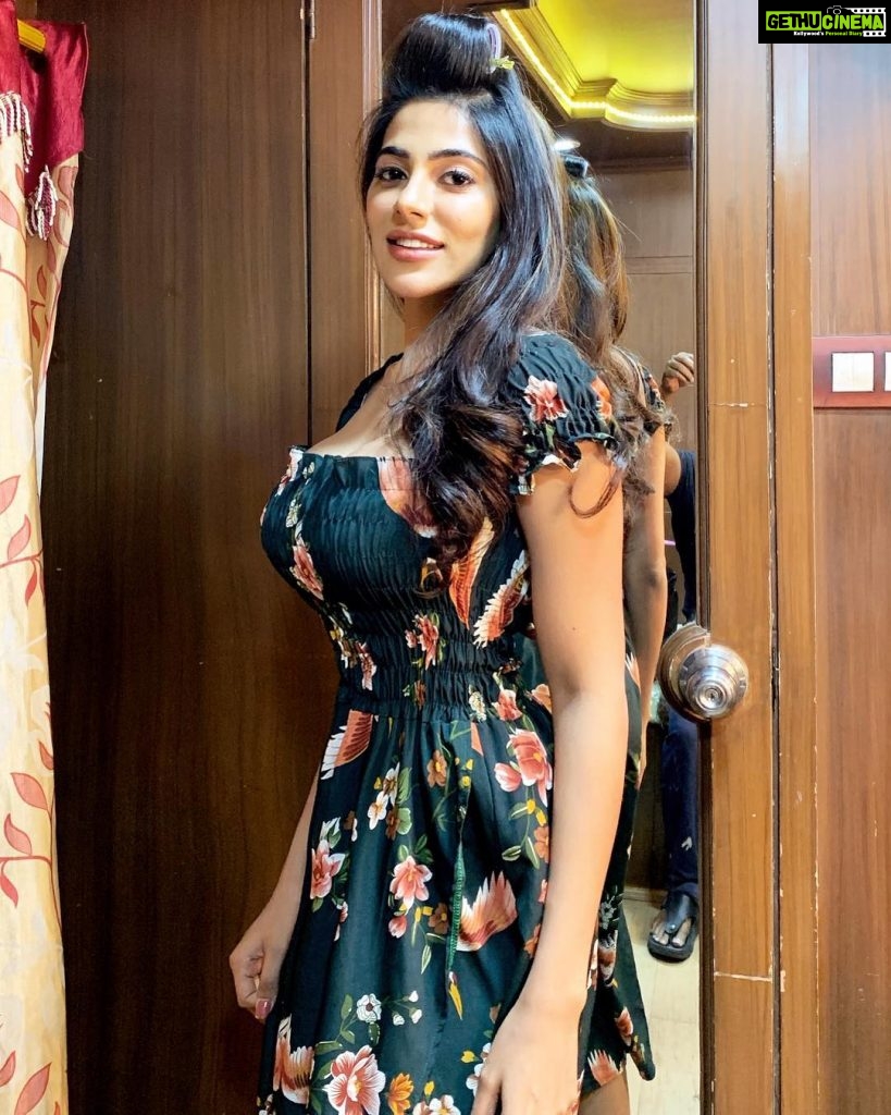Dharma Prabu Actress Nikki Tamboli 2018 Latest Cute HD Stills | Gethu ...