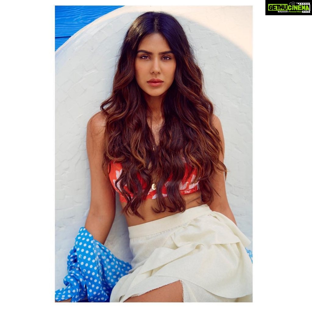 Sonam Bajwa, model - Gethu Cinema