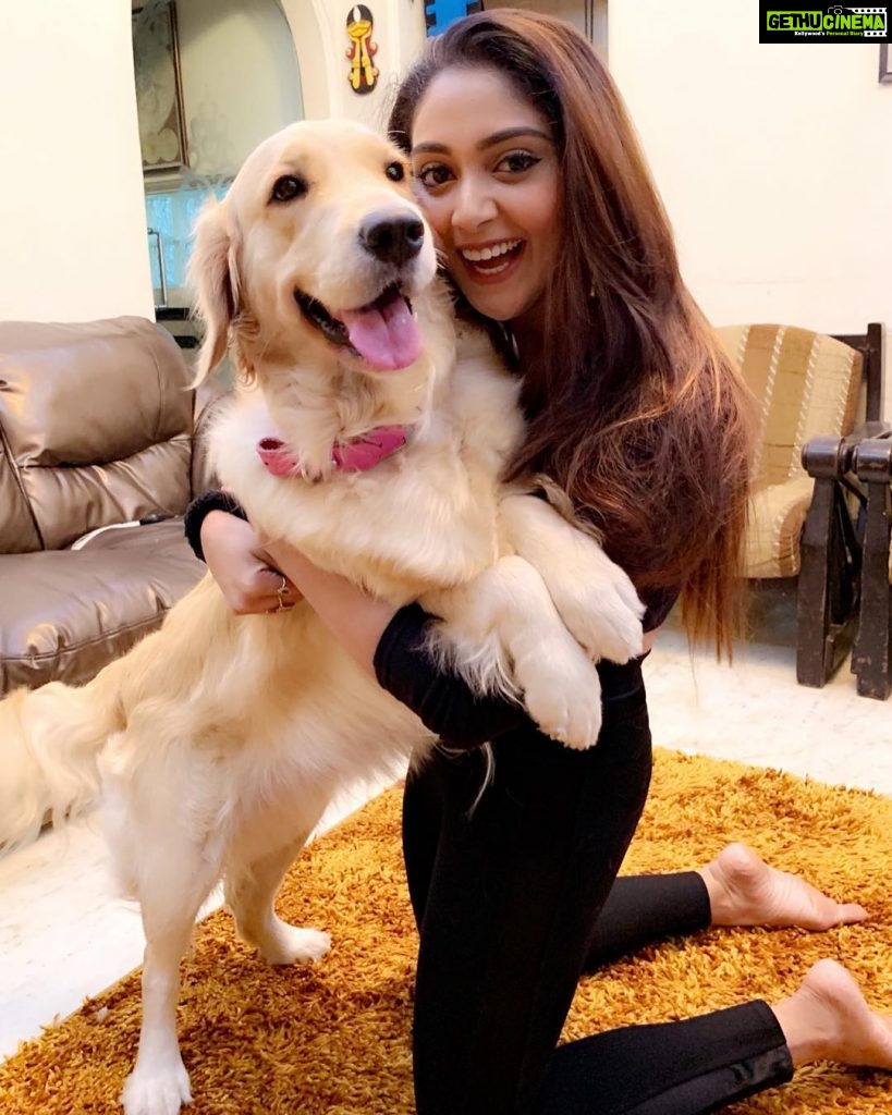 Natasha Doshi, Kothala Rayudu Heroine, gorgeous | Gethu Cinema