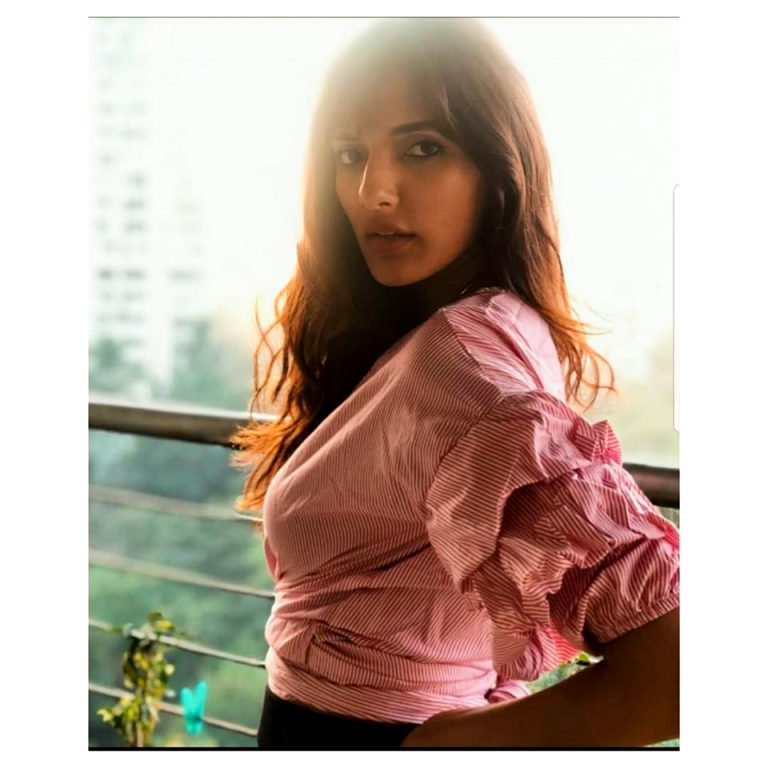 Actress Natasha Singh Latest HD Pictures | Gypsy Movie | Gethu Cinema