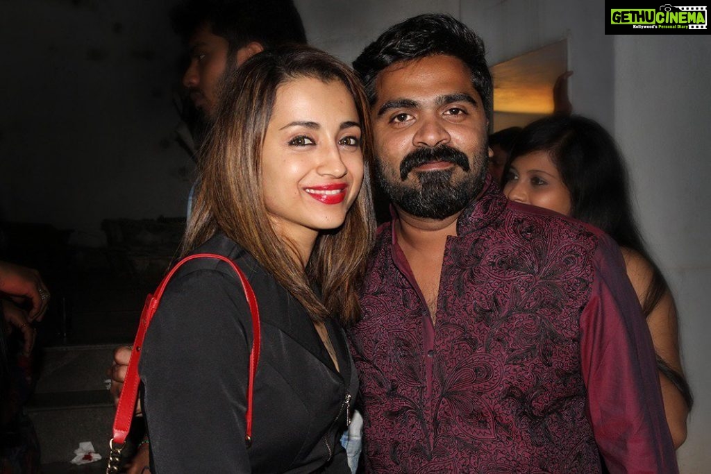 Simbu Latest New HD Stills With Celebrities & Fans | 2019 New Year ...