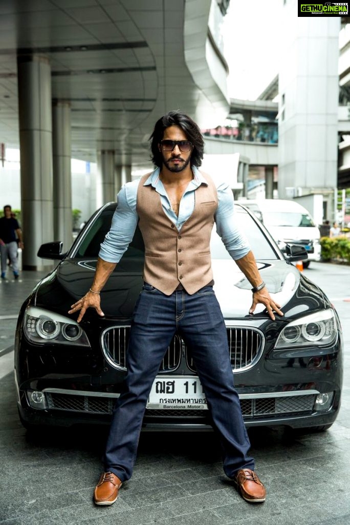 Actor Thakur Anoop Singh Latest Photoshoot Gallery | Gethu Cinema