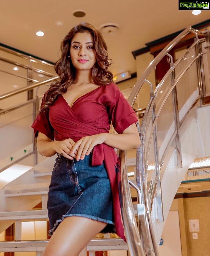 Payal Rajput, wallpaper, hd, photoshoot, telugu - Gethu Cinema