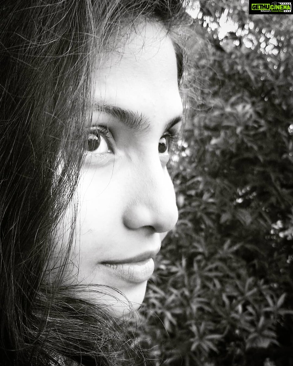 Maayanadhi Actress Venba 2019 Unseen HD Images - Gethu Cinema