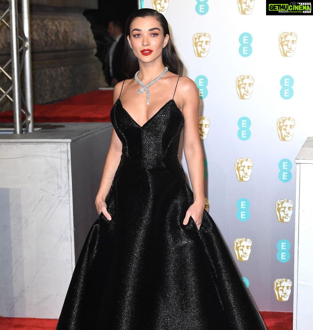 Actress Amy Jackson Instagram Photos and Posts March 2020 - Gethu Cinema