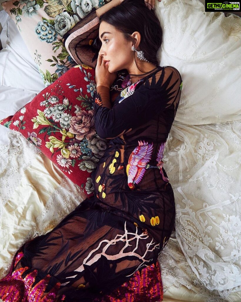 Actress Amy Jackson Instagram Photos and Posts May 2019 - Gethu Cinema