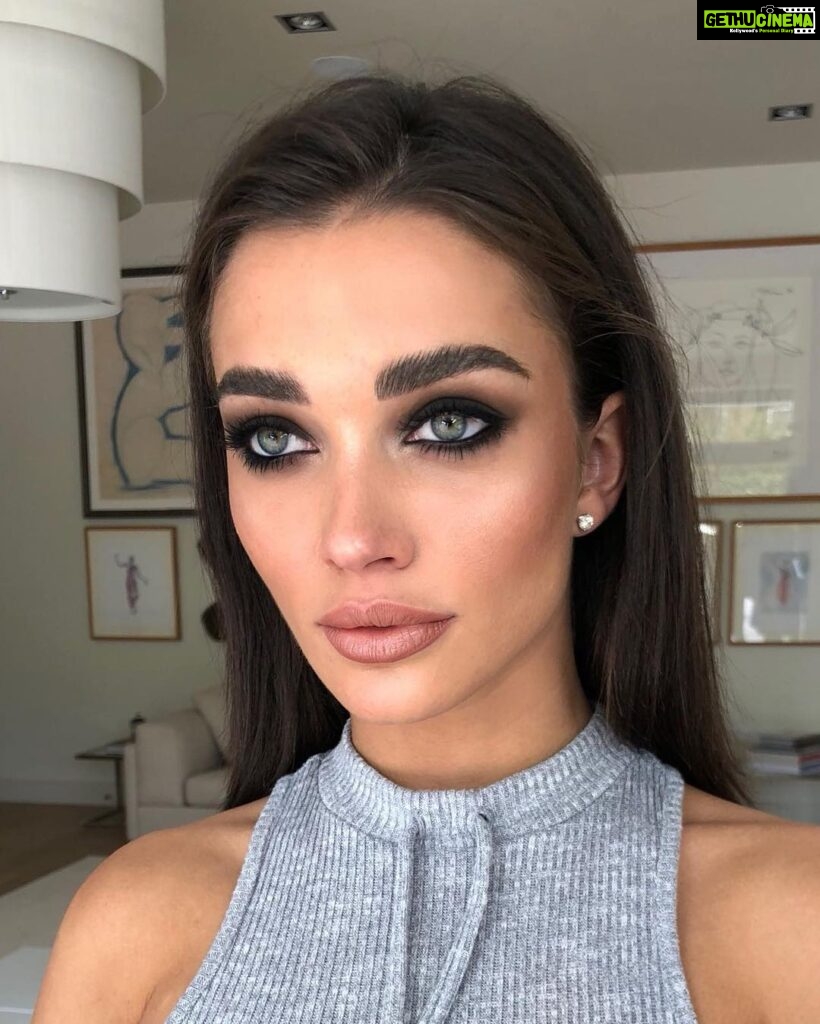 Actress Amy Jackson Instagram Photos and Posts January 2022 | Gethu Cinema