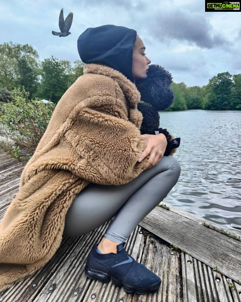 Actress Amy Jackson Instagram Photos and Posts July 2021 | Gethu Cinema