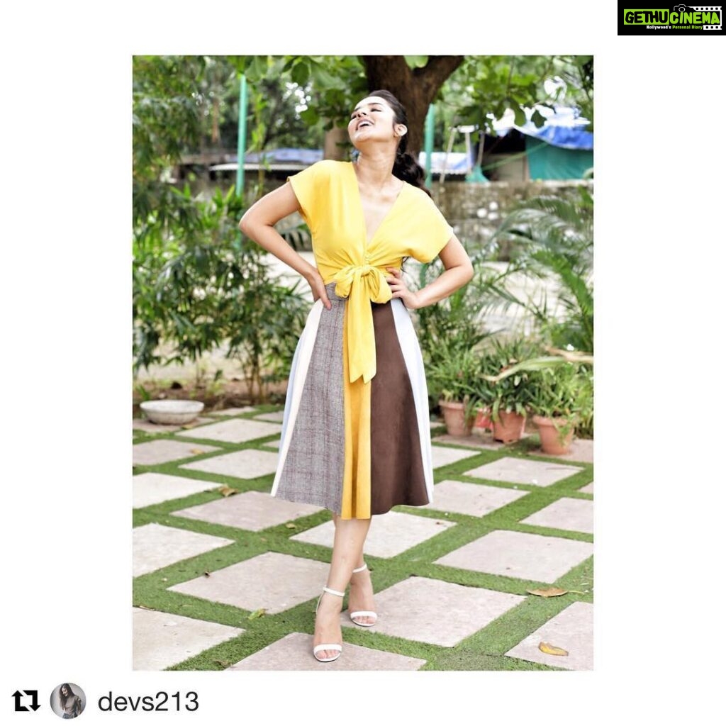 Angira Dhar Instagram - Styled by @devs213 In this awesome ...