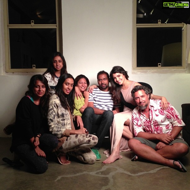 Anushka Sharma Instagram – All the awesome ppl and me :) the A(ace ...