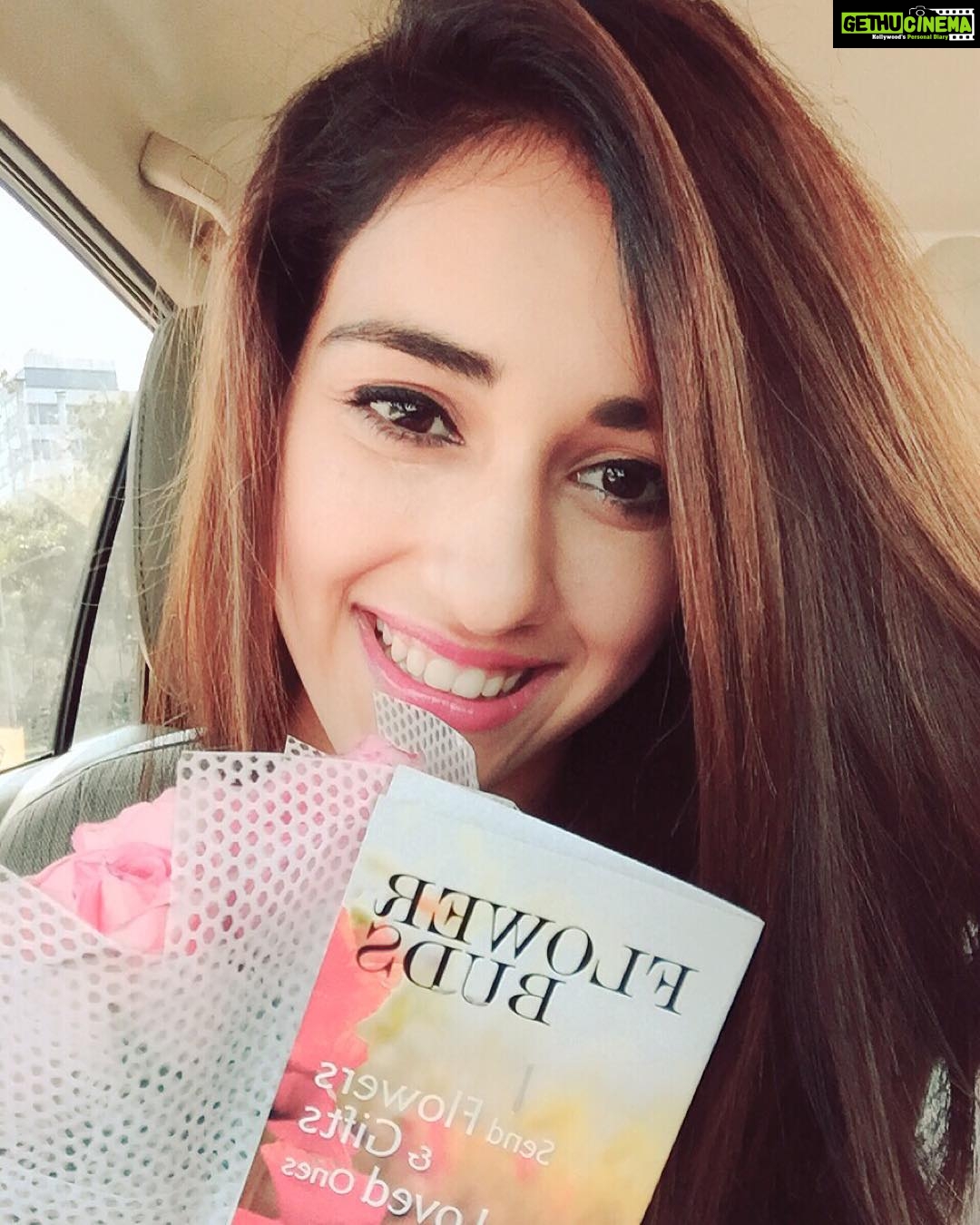 Disha Patani Instagram – Thank you muskan for these beautiful flower ...