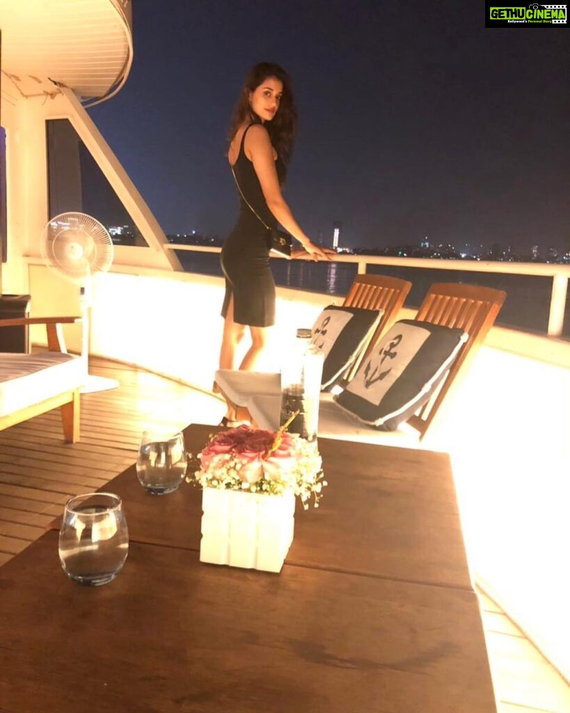 Actress Disha Patani Instagram Photos and Posts – March 2018 Part 1 ...