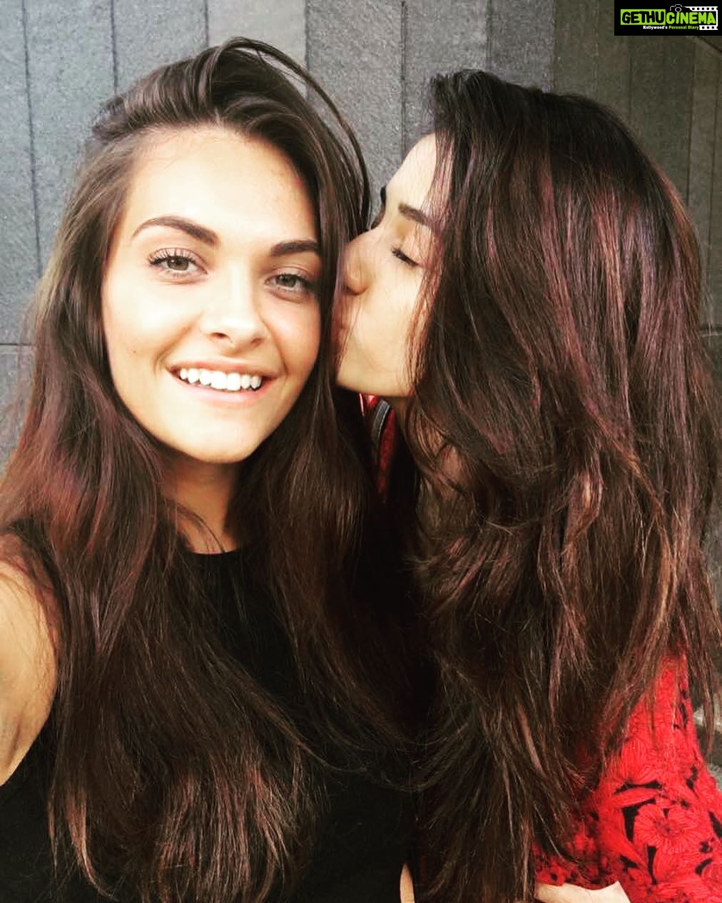 Disha Patani Instagram – Love is in the air💕💕 my sanischeee @sanja_s24 ...