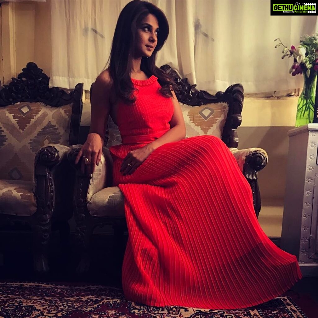 Actress Jennifer Winget Instagram Photos and Posts January 2017 - Gethu ...