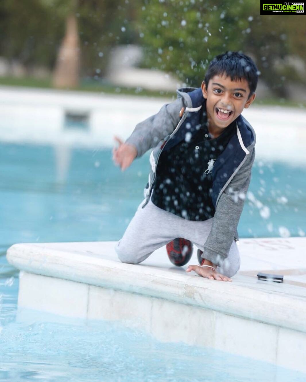 Kajol Instagram - Happy birthday to me....... all of eight and growing ...