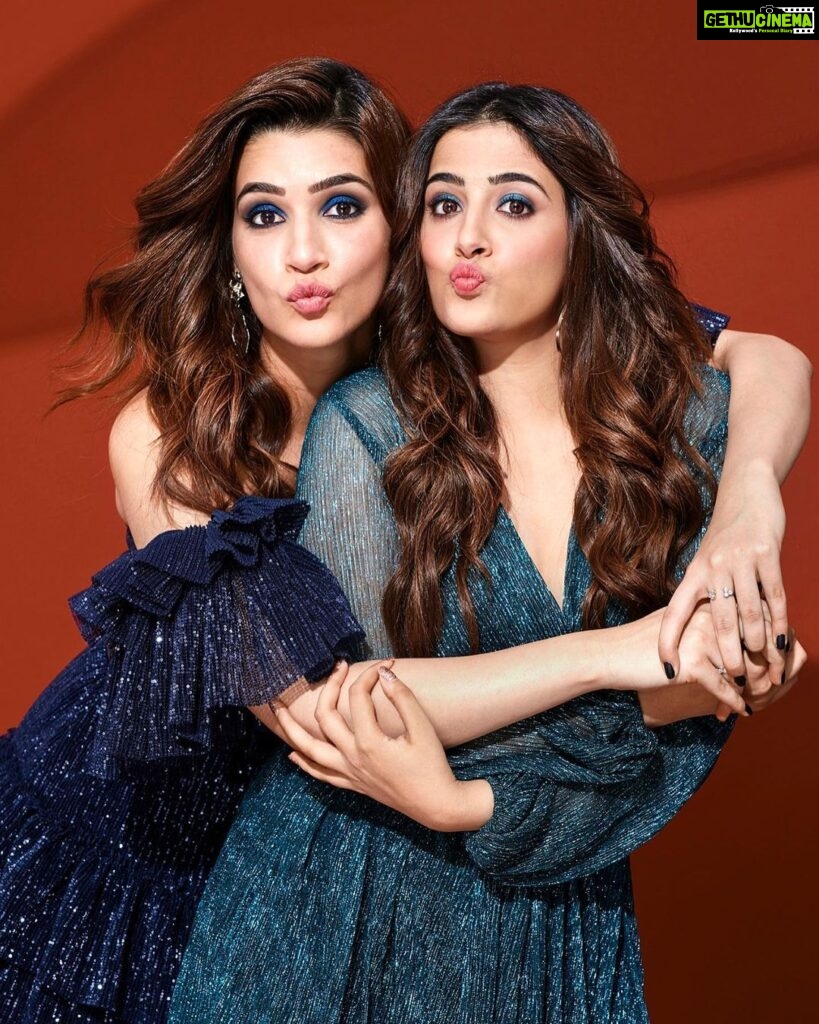 Kriti Sanon Instagram – Best Christmas ever!! 🎄🎄 ️🎉 With these pure ...