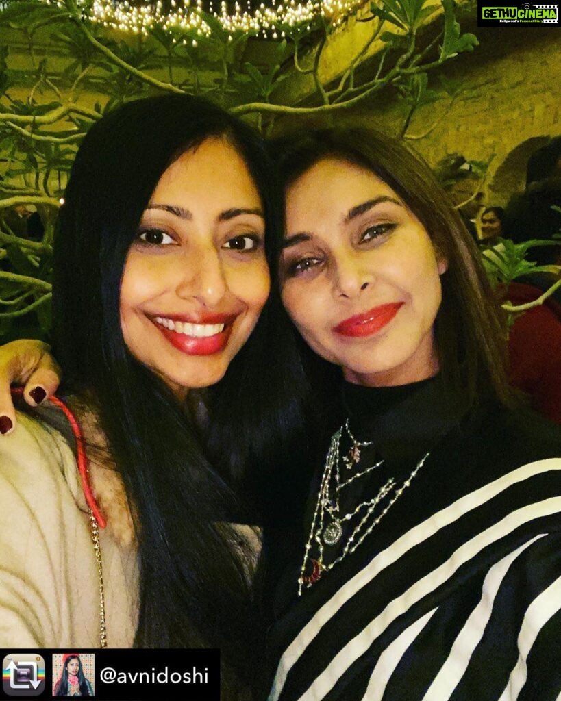 Actress Lisa Ray Instagram Photos and Posts – February 2020 Part 1 ...
