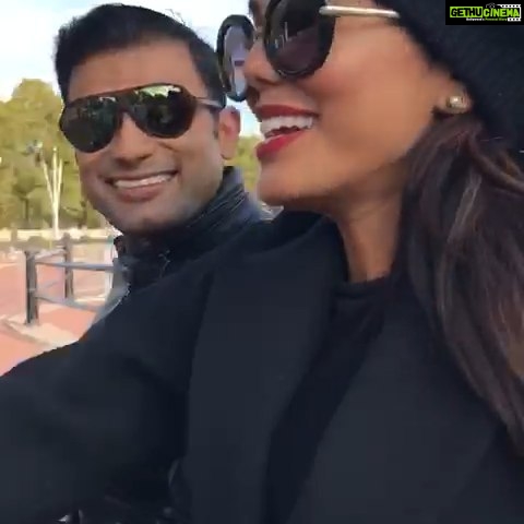 Natasha Suri Instagram – Anticipating Navratri and spreading Indian ...