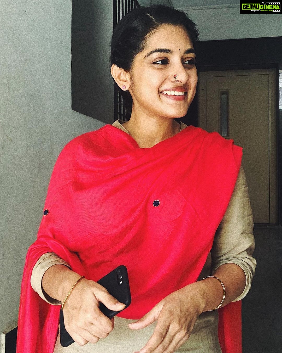 Nivetha Thomas Instagram – Before I had filter kapi. | Gethu Cinema