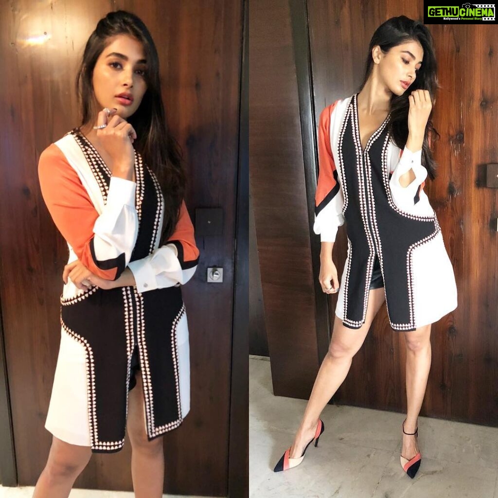 Pooja Hegde Instagram - “POSE” they said...that’s what I did 💃🏻 ...