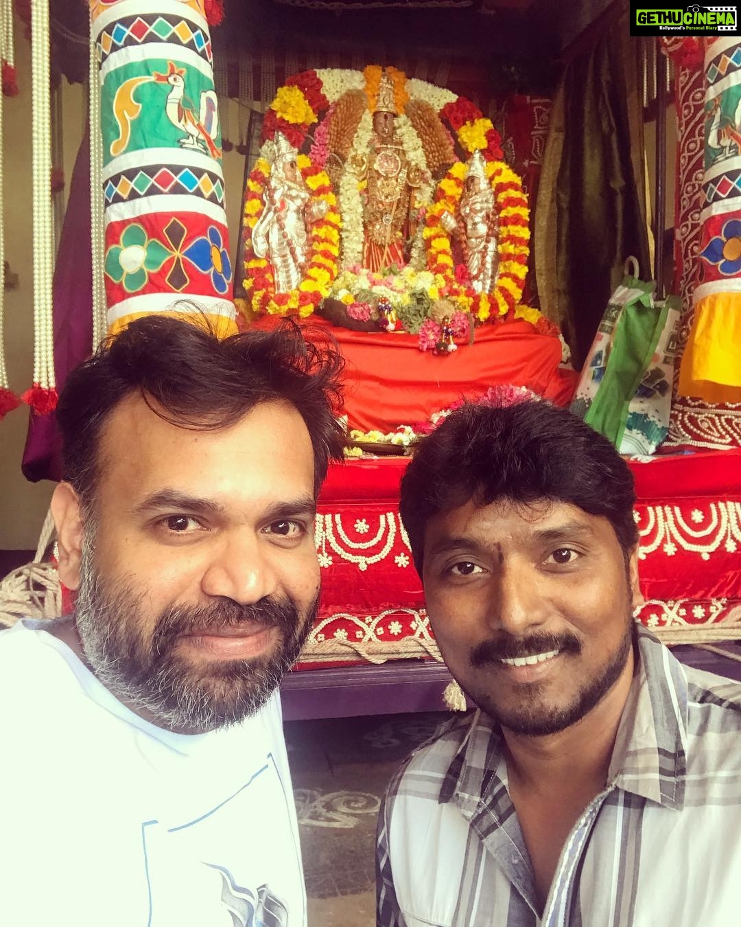 Premgi Amaren Instagram – Blessings to all from kanchipuram kamatchi ...