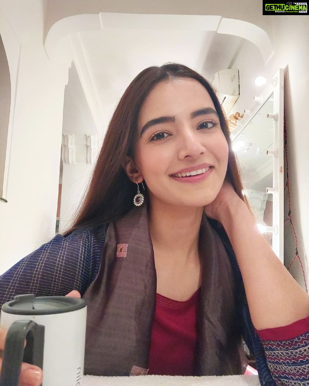 Actress Rukshar Dhillon Instagram Photos and Posts – December 2021 ...