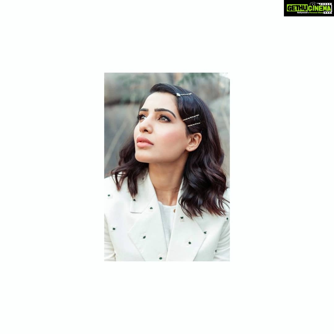 Samantha Instagram – Outfit @ode.to.odd Styled by @jukalker 📸 ...