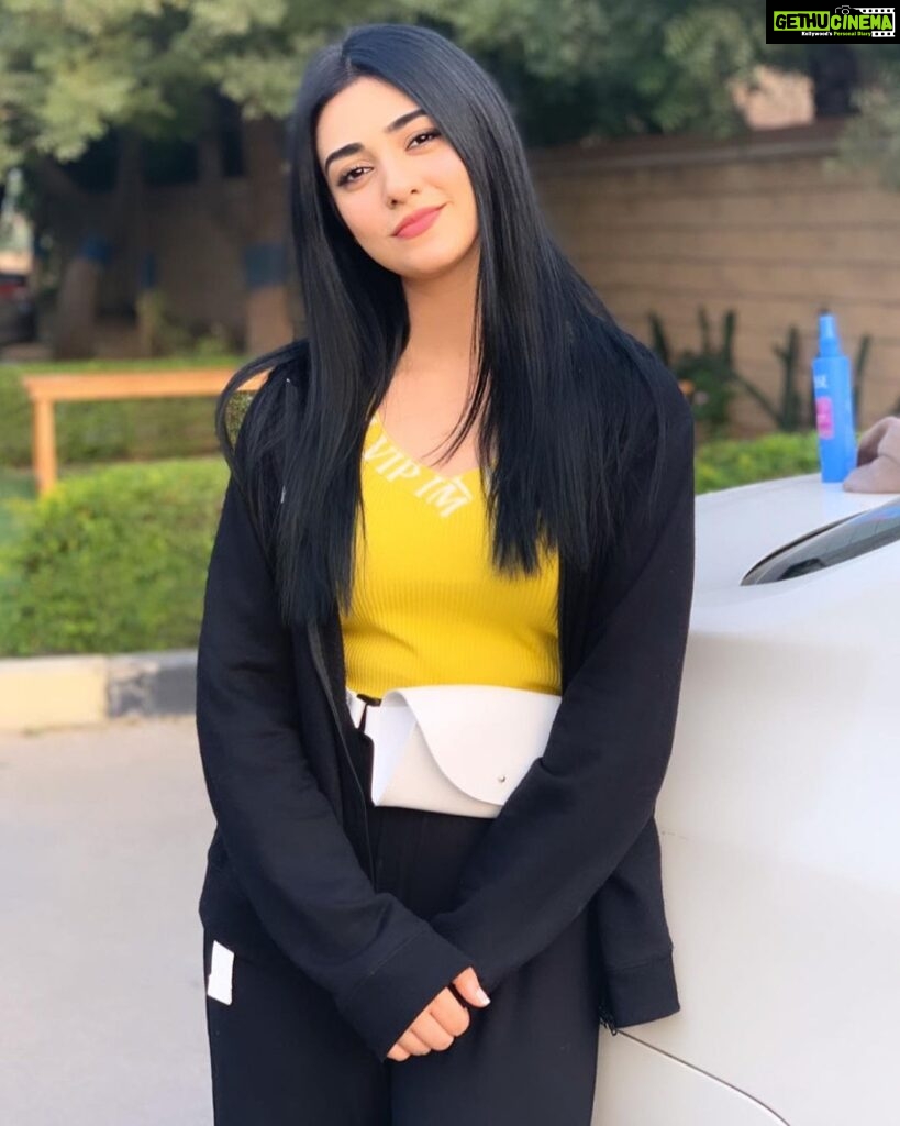 Sarah Khan Instagram – 🤍 PC @aleem.14 Lahore Bedian Road | Gethu Cinema