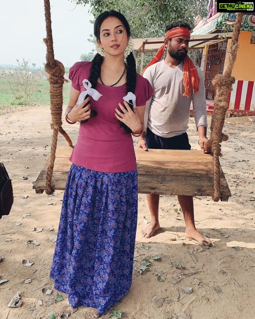 Actress Vidhya Instagram Photos and Posts – April 2021 | Gethu Cinema