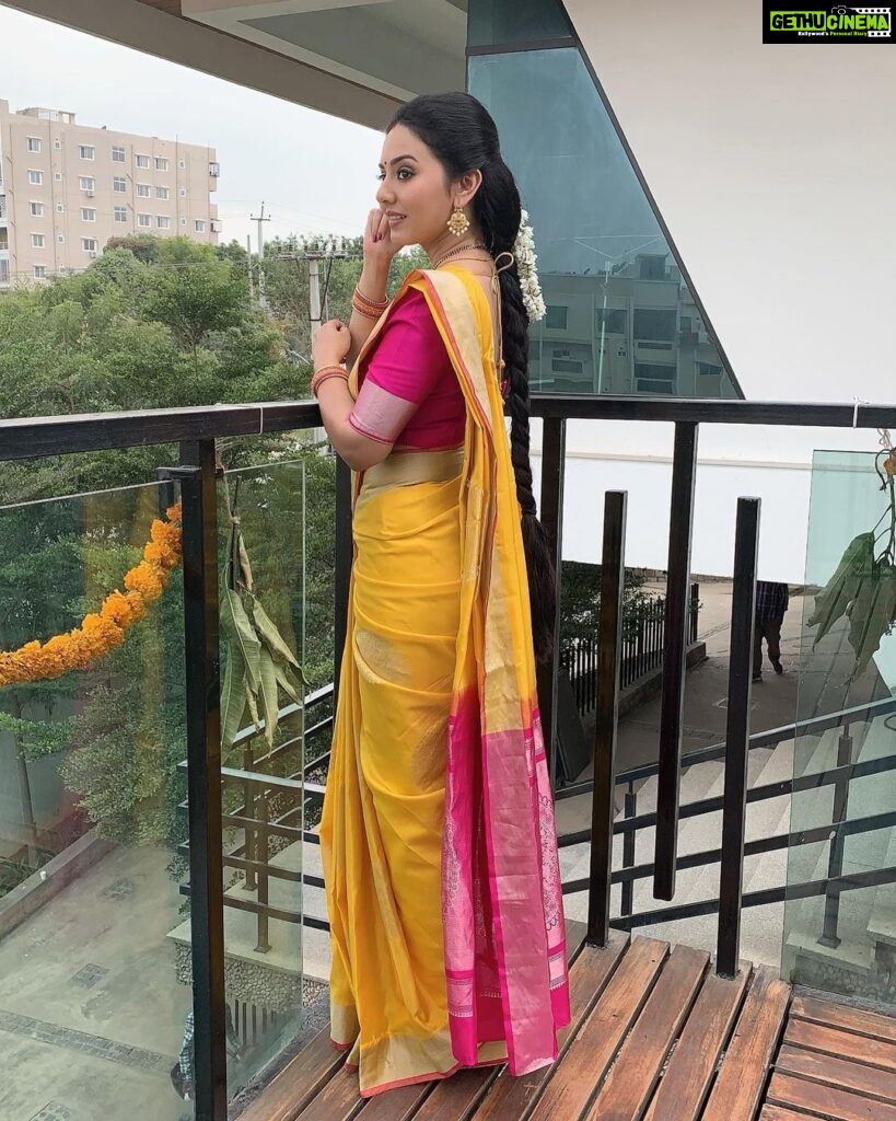 Actress Vidhya Instagram Photos and Posts - November 2020 - Gethu Cinema