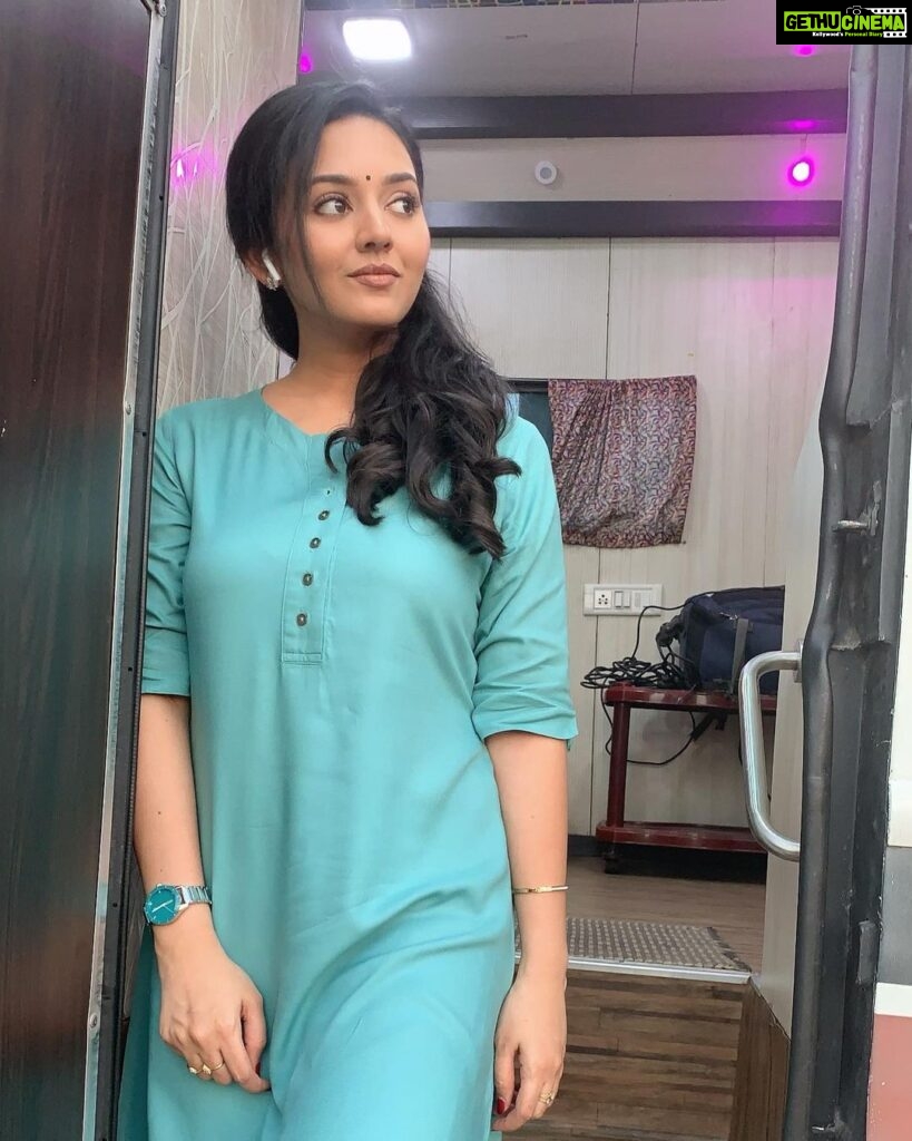 Actress Vidhya Instagram Photos and Posts – October 2020 | Gethu Cinema