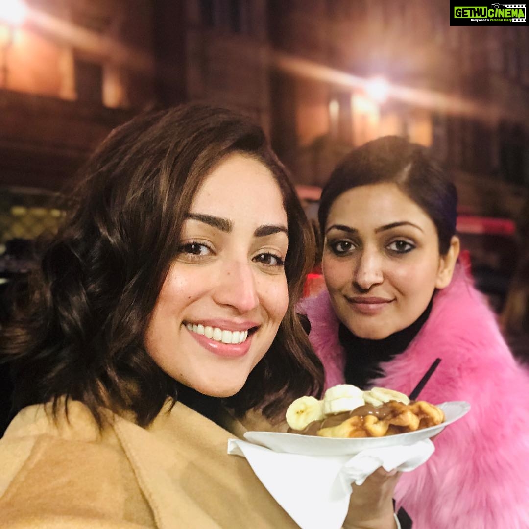 Yami Gautam Instagram – My favourites 🥰🤩… Surilie,, Nutella Waffle n ...
