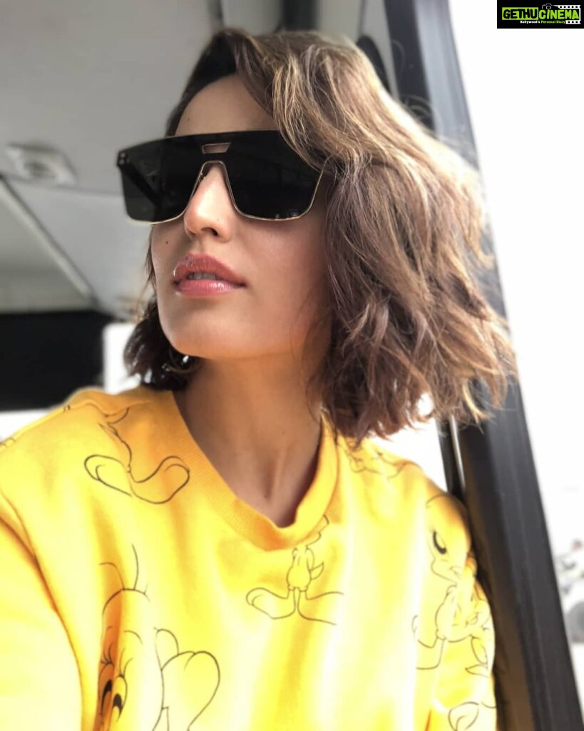 Actress Yami Gautam Instagram Photos and Posts October 2018 - Gethu Cinema