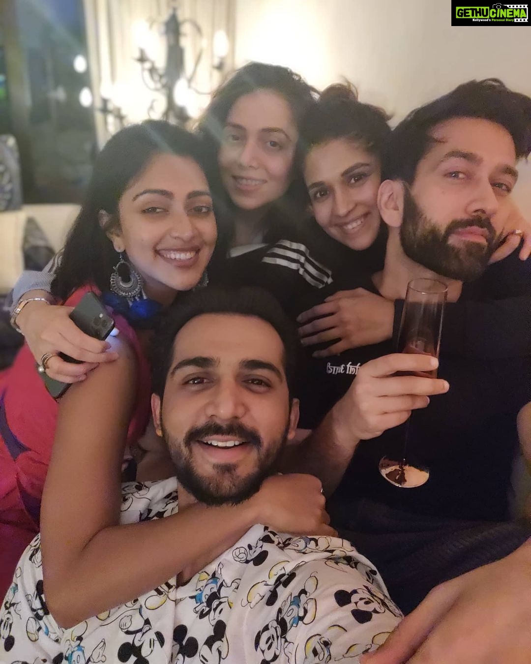 Amala Paul Instagram – Love & Chocolate reunion… 💙🖤🧡💚 . When it comes ...