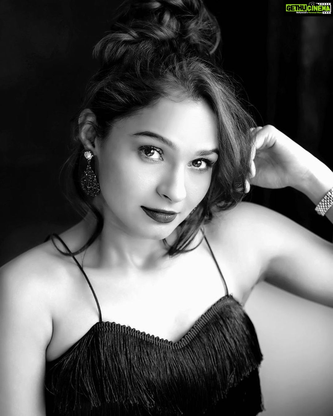 Andrea Jeremiah Instagram – You only see what your eyes want to see 👁 📸 @soondah_wamu | Gethu Cinema