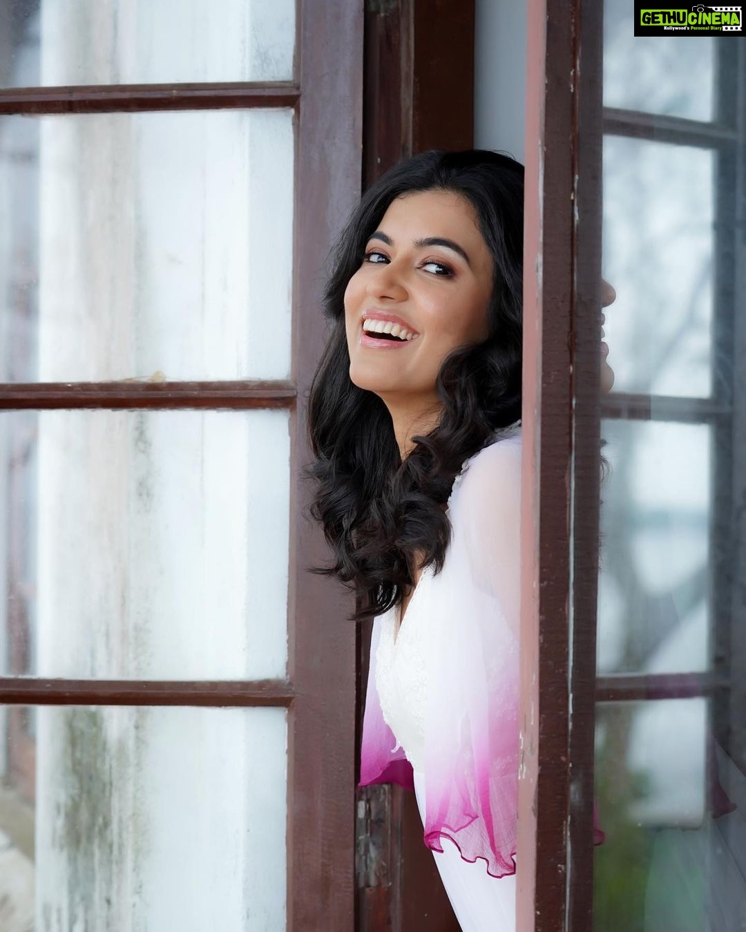 Anju Kurian Instagram – “Above all, love each other deeply”. 1 peter 4: ...