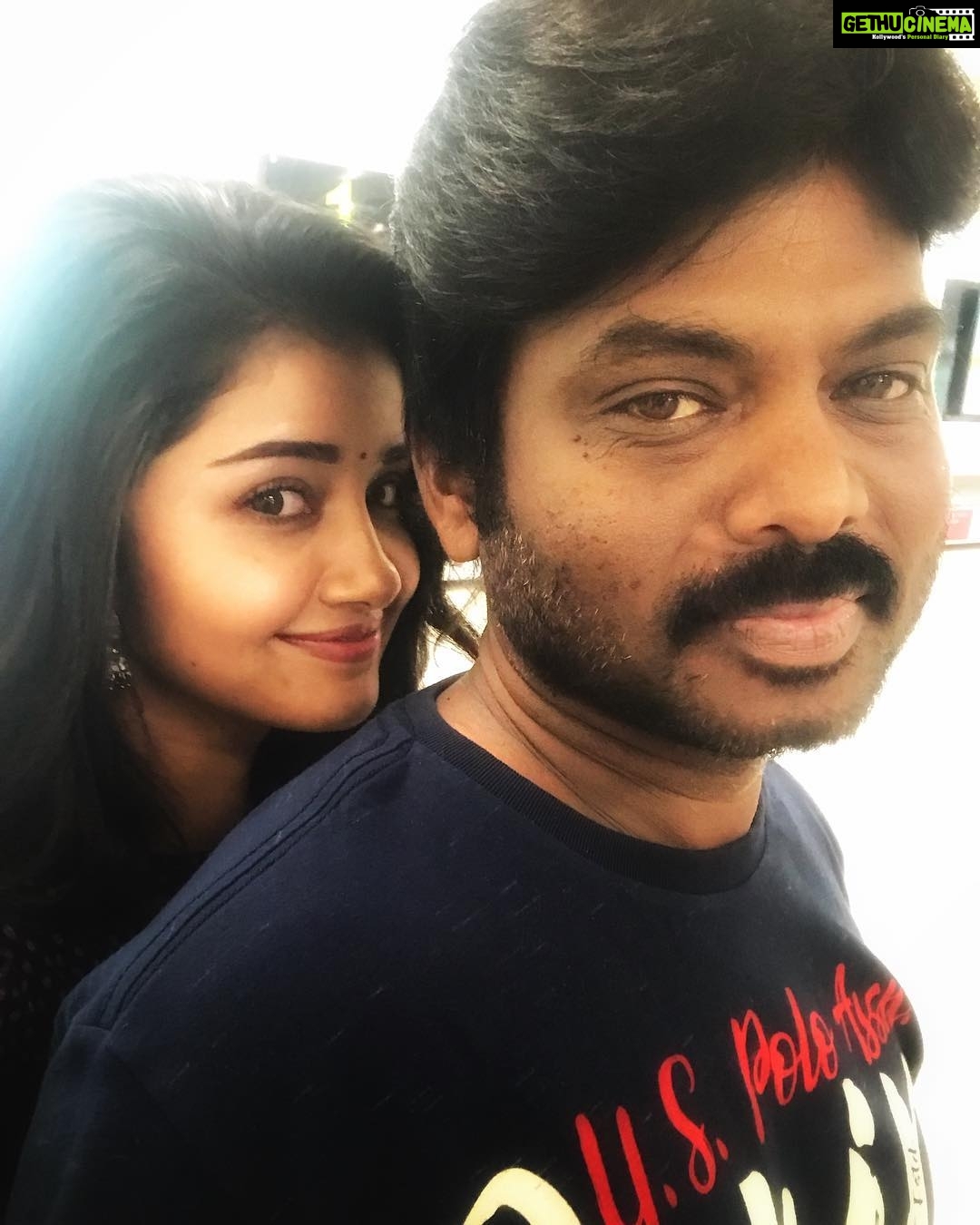 Anupama Parameswaran Instagram – Beauty is power; a smile is its sword ...