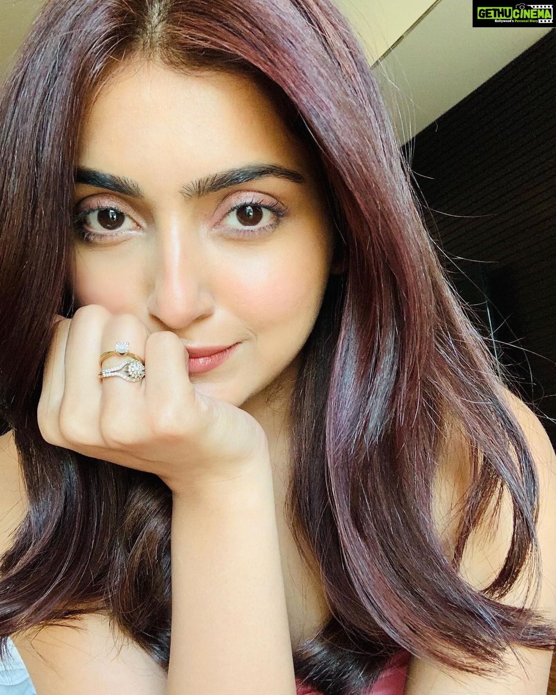 Avantika Mishra Instagram – Butterflies in my heart. 🦋 # ...