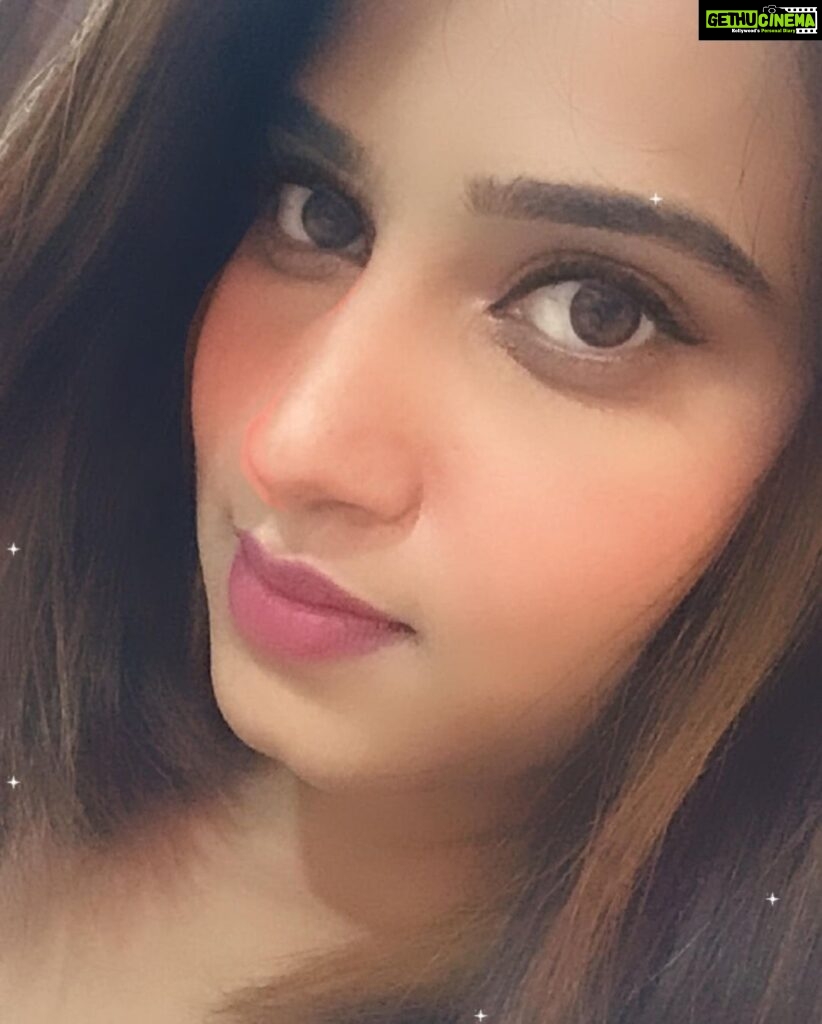 Dimple Chopade Instagram – Twinkle Twinkle Dimple Star 😄⭐️🌟 | Gethu Cinema