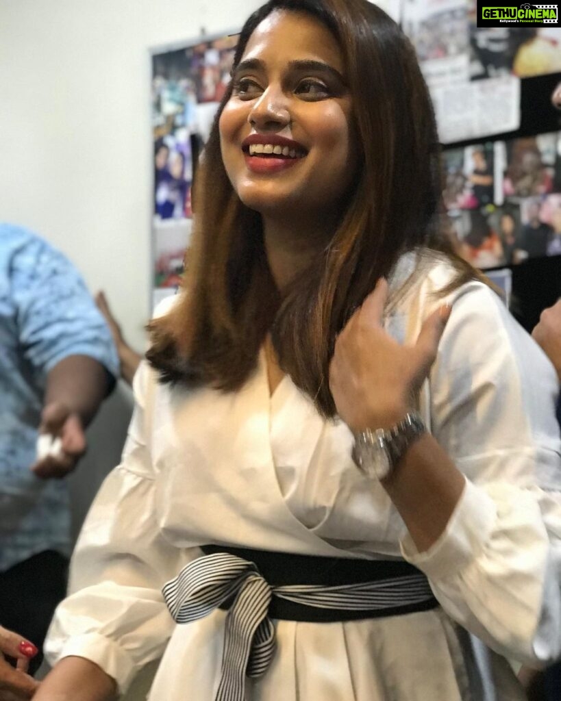 Actress Dimple Chopade Instagram Photos and Posts April 2020 - Gethu Cinema