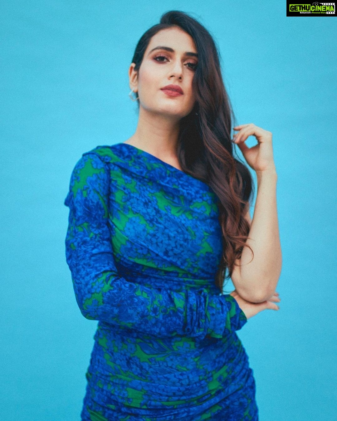 Fatima Sana Shaikh Instagram – Feeling blue? #ludo Outfit: @reik ...