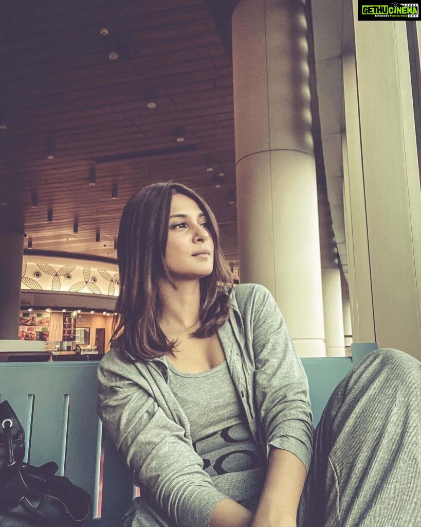 Jennifer Winget Instagram – We watch…We wait…We wander. | Gethu Cinema