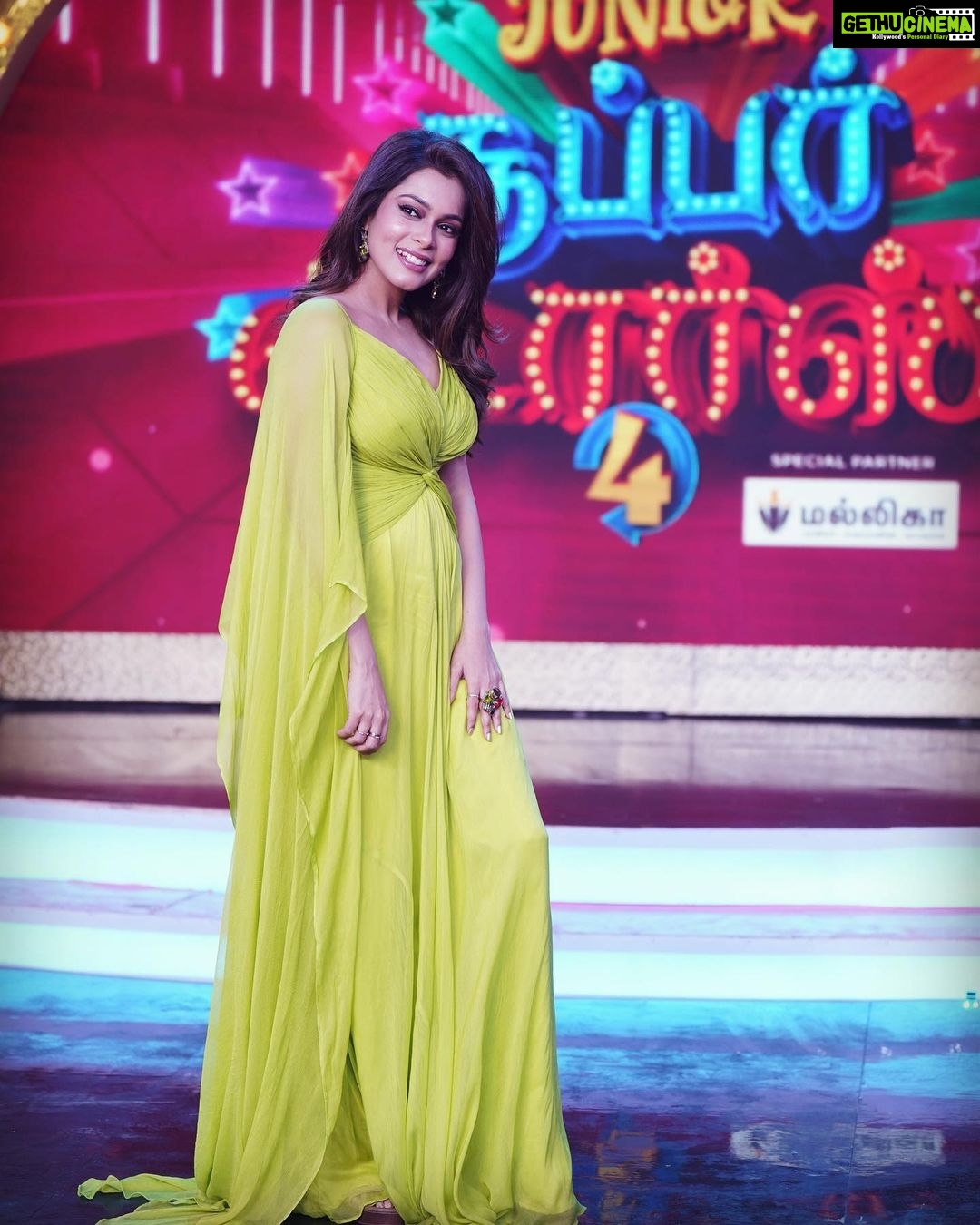 Actress Keerthi shanthanu HD Instagram Photos and Wallpapers December ...